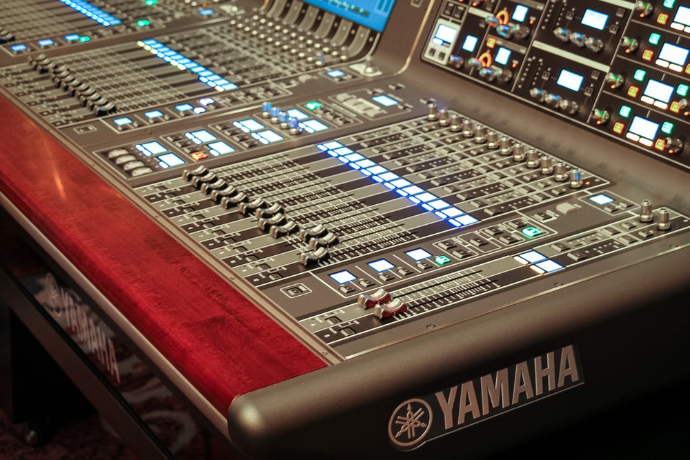 Yamaha zeigt RIVAGE PM10 Digital Mixing Console | Production Partner