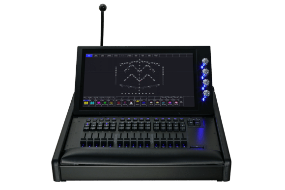 Komplettes Showdesign durch ChamSys MQ500 Stadium | Production Partner