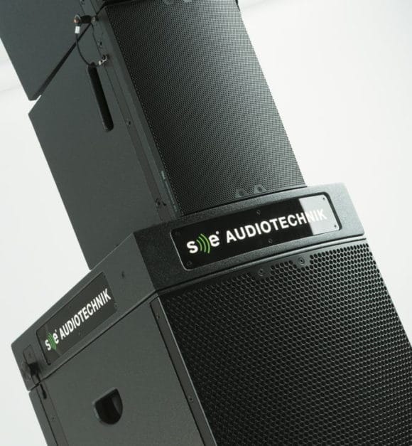 Test: kompaktes Line-Array SE Audiotechnik M-F3A Pro mit Subwoofer S12 ...