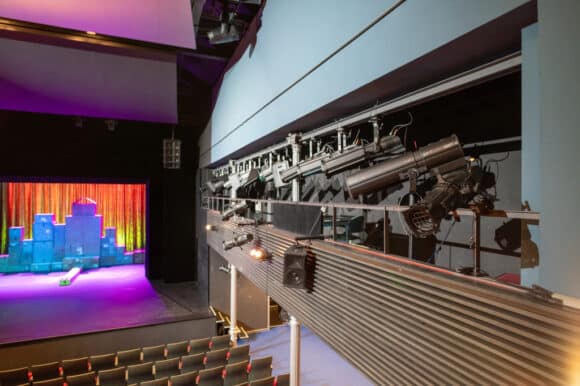 Landesbühnen Sachsen setzen auf Spotlight Hyperion | Production Partner